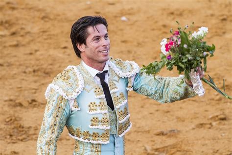 Canales Rivera El Pariente Pobre De Los Paquirri Chic