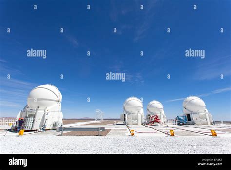 Vlt Telescopio Muy Grande Cerro Paranal El Desierto De Atacama