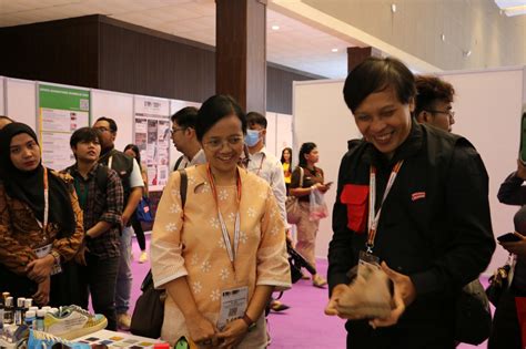 Kampanye IndonesiaMelangkah Wujudkan Kolaborasi IKM Alas Kaki Nasional