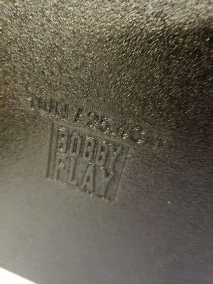Bobby Flay Cast Iron Square Skillet Trice Auctions