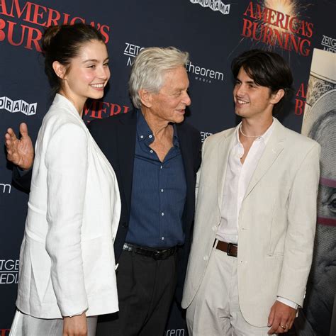 Michael Douglas Kone Catherine Zeta Jones