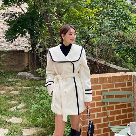 뽀글이 배색띠 하프 코트 자켓스트랩set 에이블리