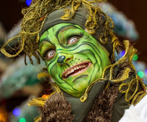 Aktieris Māris Bezmers Aicina Uz Muzikālo Pasaku Visai ģimenei „grinča Ziemassvētki” Kultūra