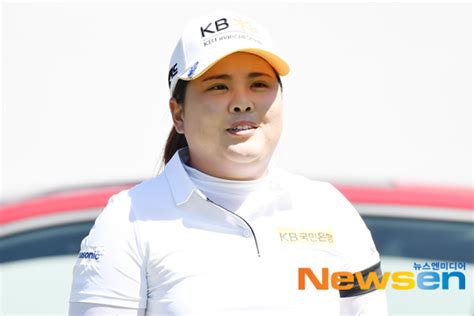 박인비 ‘골프 여제의 미소 포토엔 손에 잡히는 뉴스 눈에 보이는 뉴스 뉴스엔