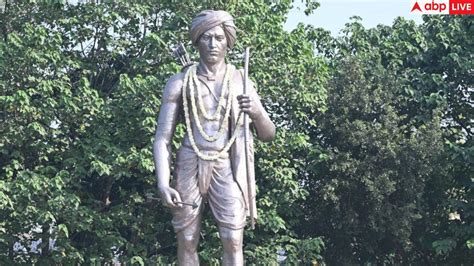 Birsa Munda Jayanti छोटे से गांव में भेड़ चराने वाले बिरसा मुंडा कैसे