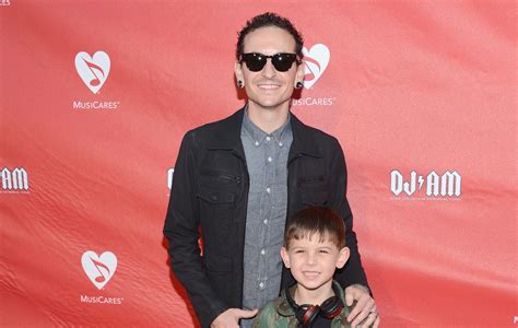 Chester Benningtons Son Shuts Down Conspiracy Theories About His Dads
