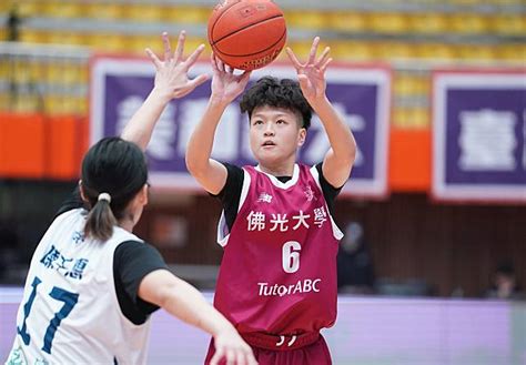 UBA連文鈴6外線與陳丁綺各22分 助佛光4強差1步 TSNA LINE TODAY