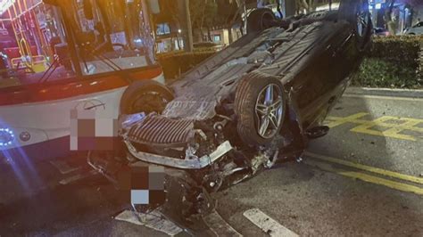 駕駛喝茫自撞分隔島 翻車撞公車險釀傷亡