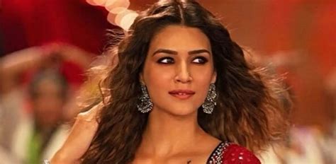 Kriti Sanon Pens A Heartwarming Note After First Iifa Win