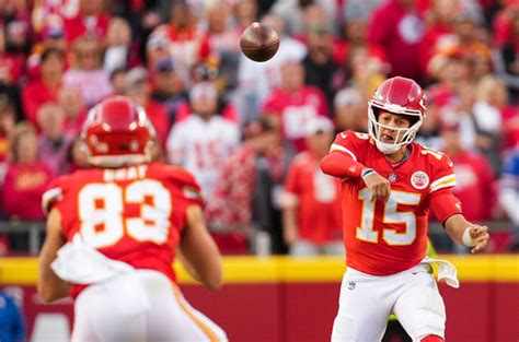 Nfl Games Today Sunday Tv Schedule Start Times Live Streams And