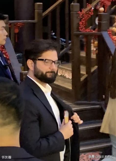 昨天智利总统博里奇去潘家园旧货市场买了这个回龙观社区网