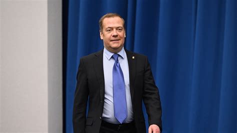 Медведев о победи Трампа Данас ће зелени олош у Кијеву бити затрпан до