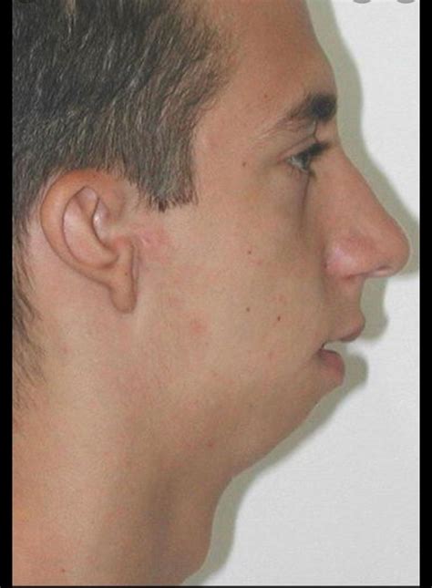 Pin By Mal🧚🏼‍♀️ On Face Shapes Look Book Angular Face Face Shapes Face