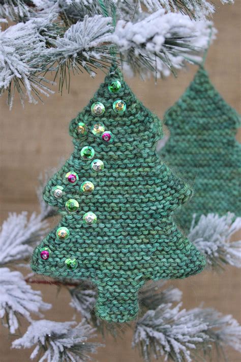 Free Christmas Tree Decorations Knitting Patterns At Victor Gay Blog