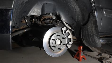 Both Front Brake Calipers Not Releasing Symptoms Causes And Solutions