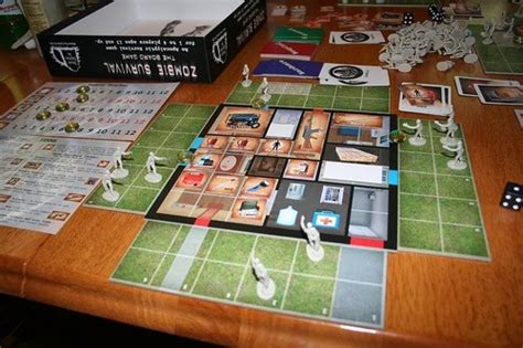 Los Amigos De Catan Juegos De Mesa Zombie Survival 1 4 Jugadores