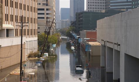 Hurricane Katrina Pictures Download Free Images On Unsplash