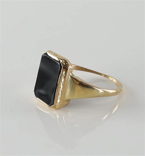 Bilder för KLACKRING guld K onyx Auctionet