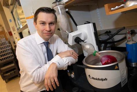 Dr David Sinclair καθηγητής του Χάρβαρντ Αυτά είναι τα συμπληρώματα