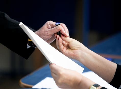 Alegeri Parlamentare Ordinea Partidelor Pe Buletinele De Vot Libertatea