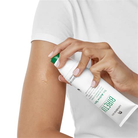 Biretix Tri Active Sprej Za Telo Protiv Fleka Od Akni I Bubuljica 10