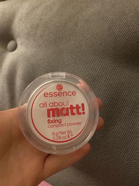 Recenze Essence All About Matt Fixing Compact Powder LAKREM Cz