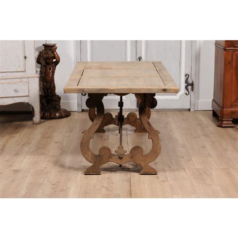 Spanish Baroque Style 1900s Bleached Oak Fratino Table With Carved Lyre