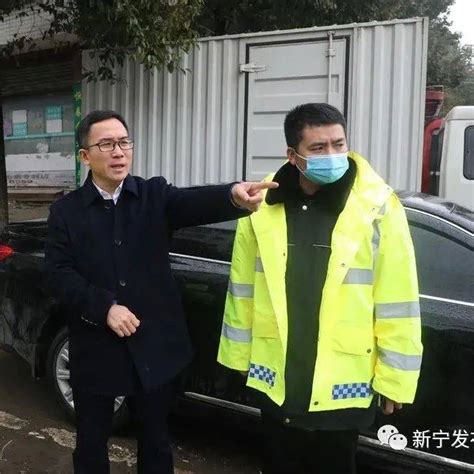 邓涛检查指导春节城区交通保畅工作并慰问执勤交警和值班值守工作人员 堵情 道路 路段