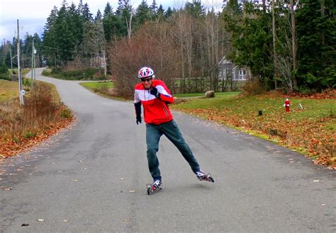 How To Skate Ski V Guide To Skate Skiing Cross Country Ski Technique I Asked The Group Of