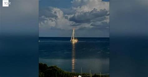 Naufragio Della Bayesian Lesperto Senza Un Albero Così Alto Si Sarebbero Salvati