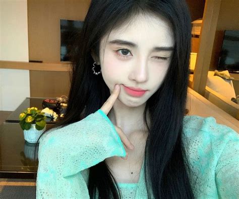 Ju Jing Yi น่ารัก จีน วงดนตรี