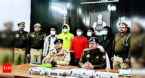 Gang Targeting Temples Gang Targeting Temples For Theft Busted 5 Held