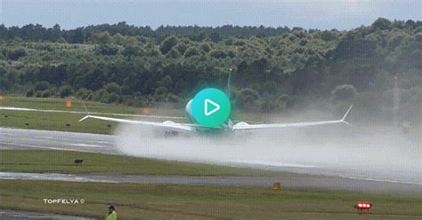 The New Boeing 737 Max Thinks Its A Space Rocket  On Imgur
