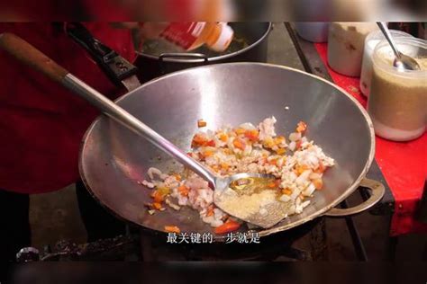 大叔卖小吃，一份6元全是肉，两天出一次摊，原因让同行十分尴尬