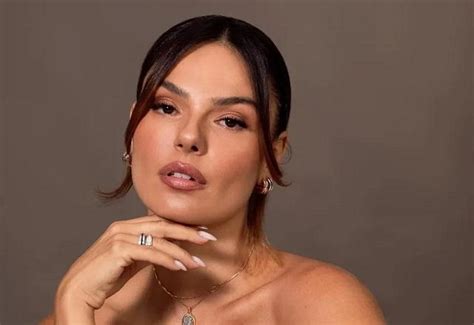 Sbt Tv Isis Valverde Se Justifica Ap S Vazamento De Supostas Fotos Nua