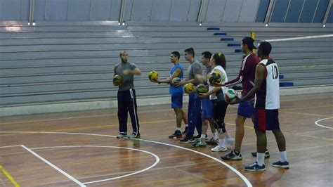 Ejercicios De Saque En Voleibol Por Abajo Lateral Y Mas