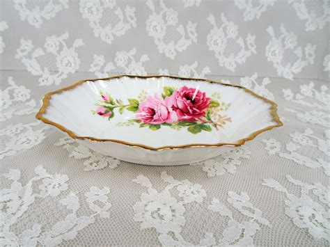 Beautiful Lush Pink Roses Dishenglish Bone Chinaamerican Beauty Royal