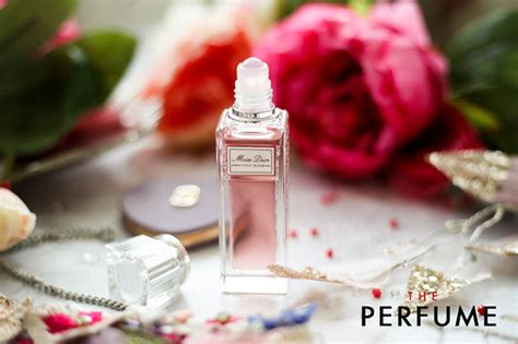 Review Nước Hoa Miss Dior Absolutely Blooming Roller Pearl 20ml