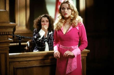 11 Best Outfits From Legally Blonde Ranked