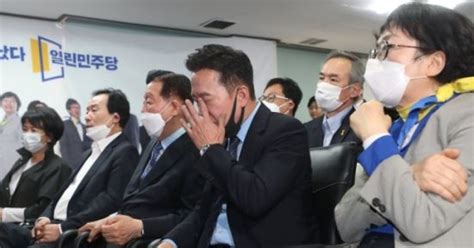 최대 3석 열린민주당 침통정봉주 당혹스럽다