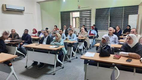 كلية الصيدلة تنظم ورشة عمل حضورية عن النمذجة الجزيئية في اكتشاف الادوية