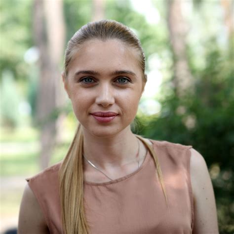 Анна Андрусенко — биография, фильмография, фотографии актрисы