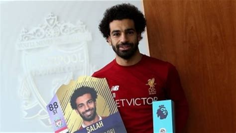 محمد صلاح حديث الصحافة الإنجليزية بعد الفوز بجائزة لاعب الشهر صور