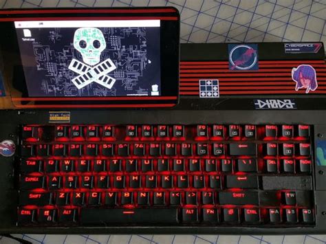 A Commodore 64 Makes A Nice Cyberdeck With Help From A Raspberry Pi
