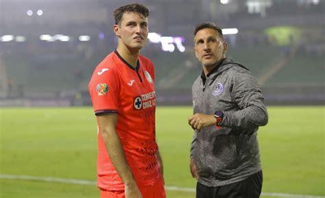 El Chaco Giménez Es El Maestro De Santi Siempre A Su Lado