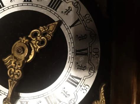 Pendule Ancienne Nu Elck Syn Sin En Bois Bronze Atlas Et Balancier