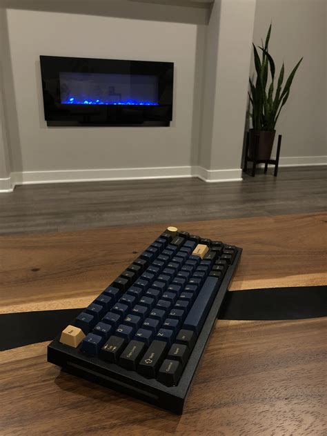 My First GMMK PRO W Glorious Pandas And GMK Blue Samurai R
