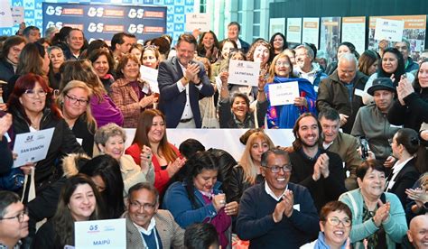 Gobierno de Santiago cierra el mes del dirigente con masiva celebración