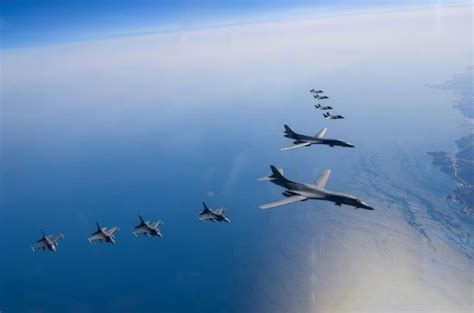 Coreia do Norte lança míssil balístico no mar do Japão Mais Goiás