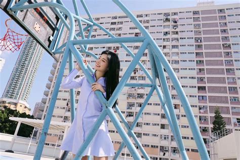 清纯美女演员王星辰最新海边写真，太美太小清新了 搜狐大视野 搜狐新闻